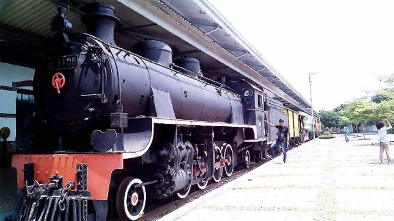 √ Museum Kereta Api Ambarawa: Koleksi, Harga Tiket Masuk 2026