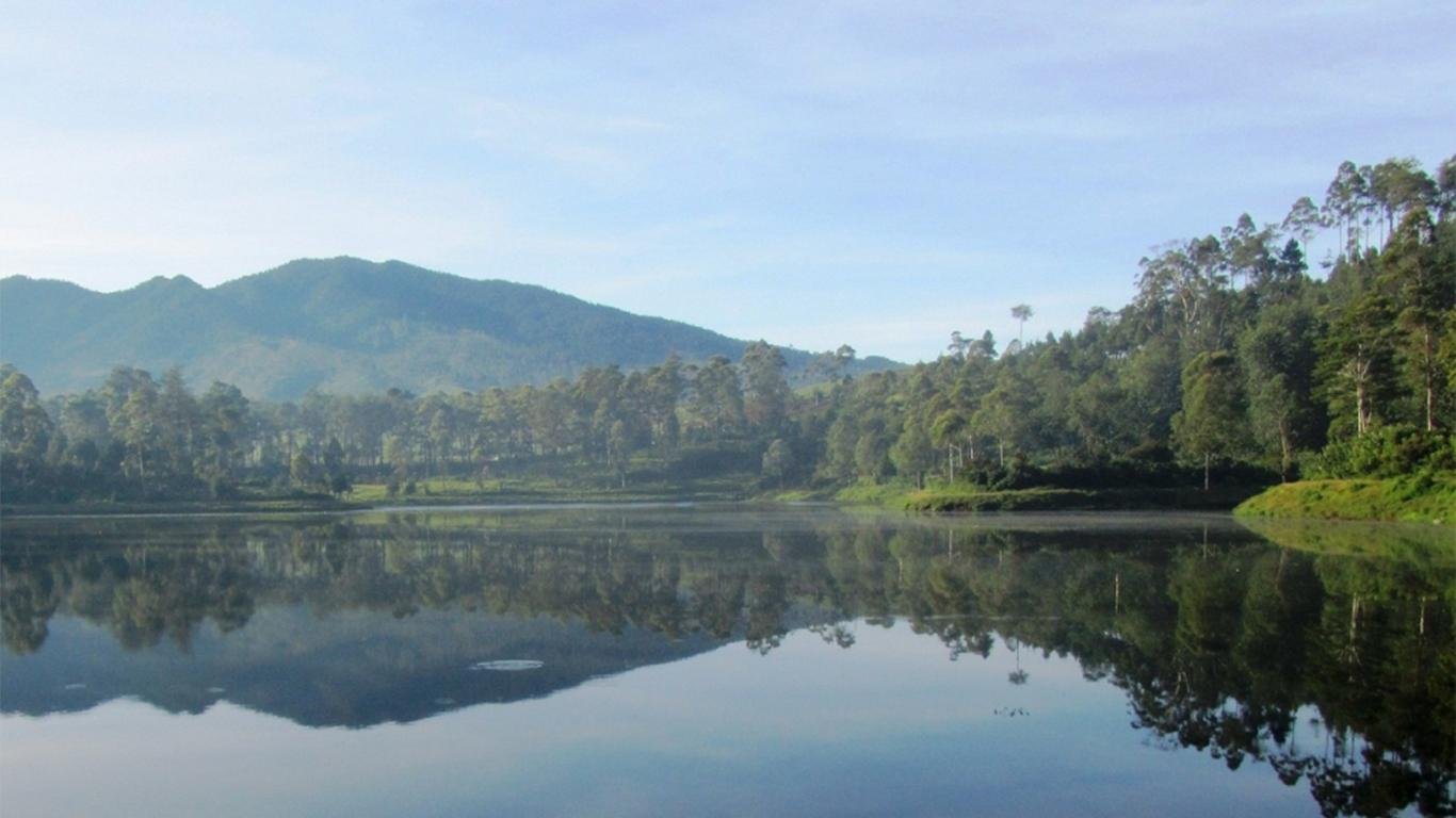 √ Situ Cisanti Bandung: Lokasi, Rute, Tiket Masuk 2026