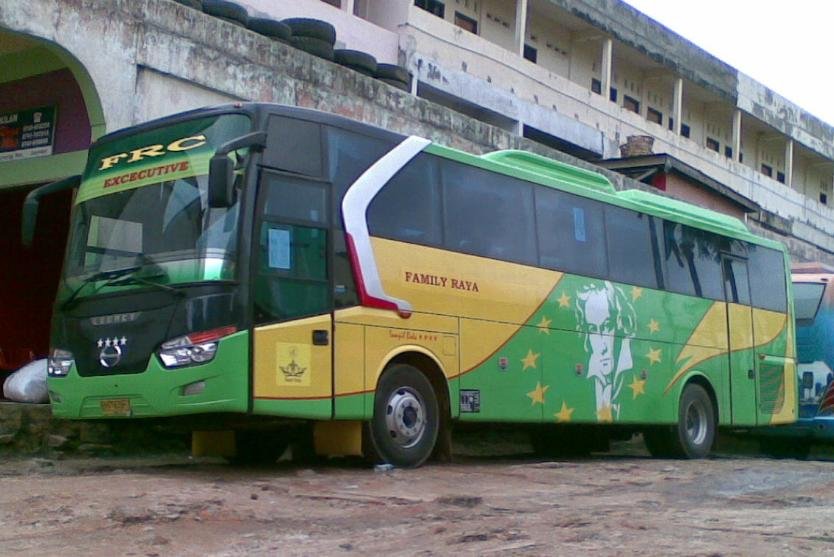 Bus Family Raya Ceria: Harga Tiket, Jadwal, Agen (2026)