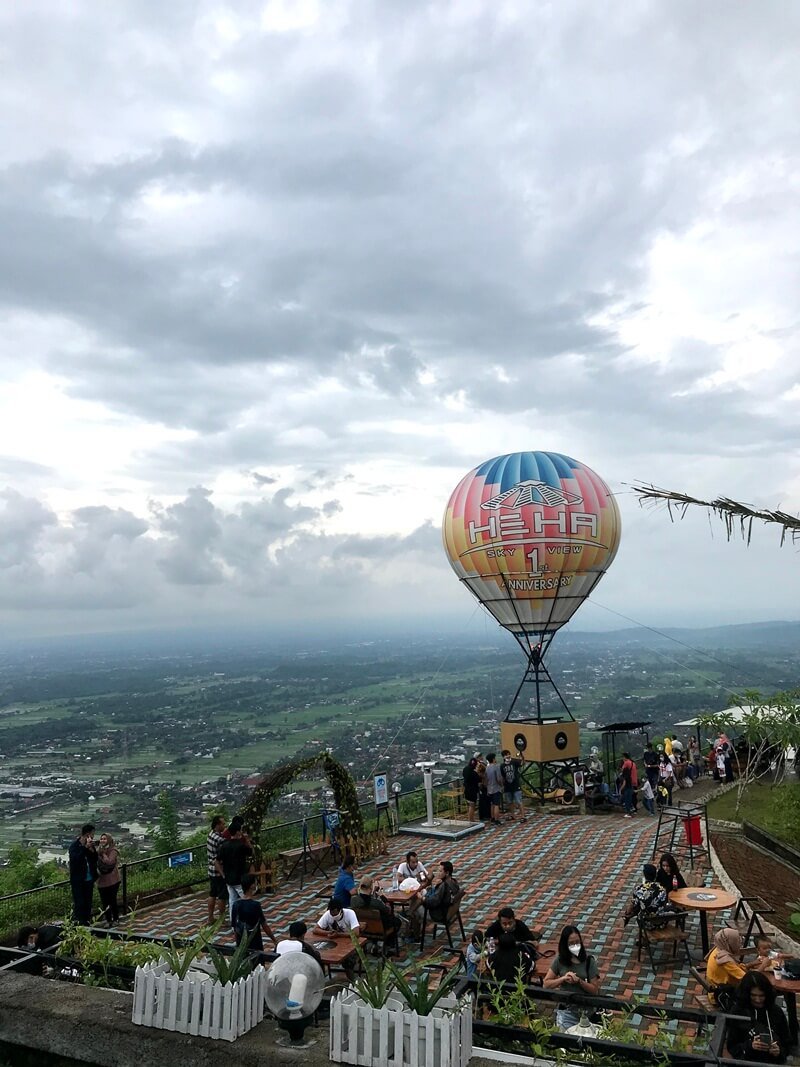 √ HEHA SKY VIEW: Harga Tiket Masuk & Makanan 2026