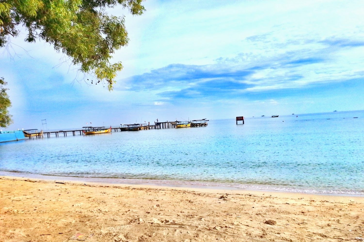 √ PANTAI BANDENGAN: Aktivitas & Tiket Masuk 2026