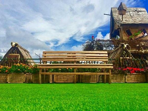 √ Farmhouse Lembang: Review & Tiket Masuk 2026